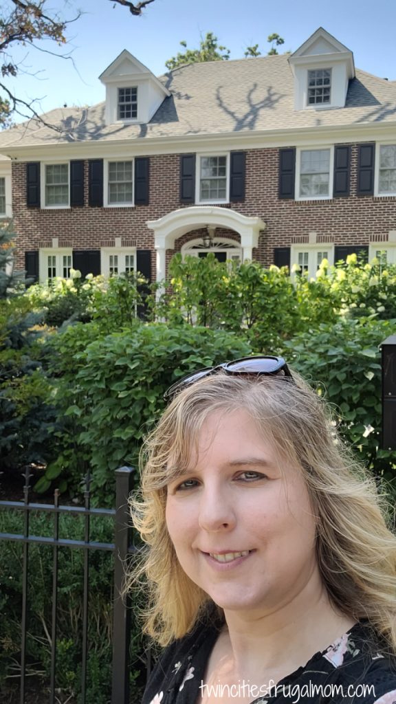 Visiting the Picture-Perfect ‘Home Alone’ House in Illinois - Twin ...