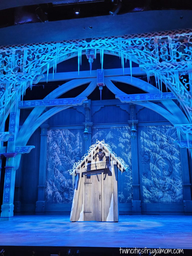 A Teen’s Take on Disney’s Frozen at Children’s Theatre Company - Twin ...